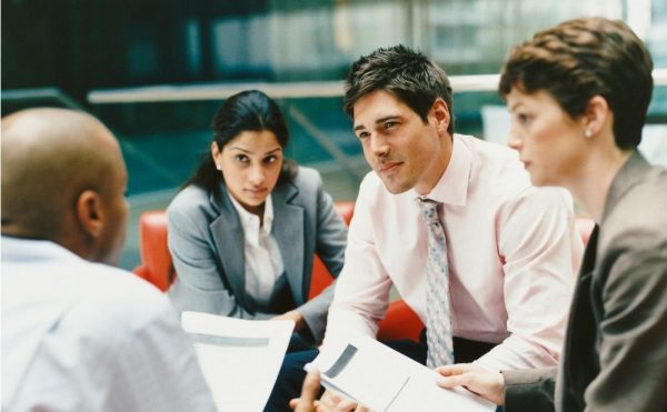 Top 5 Ways to Coach Your Reps to Become Sales Superstars